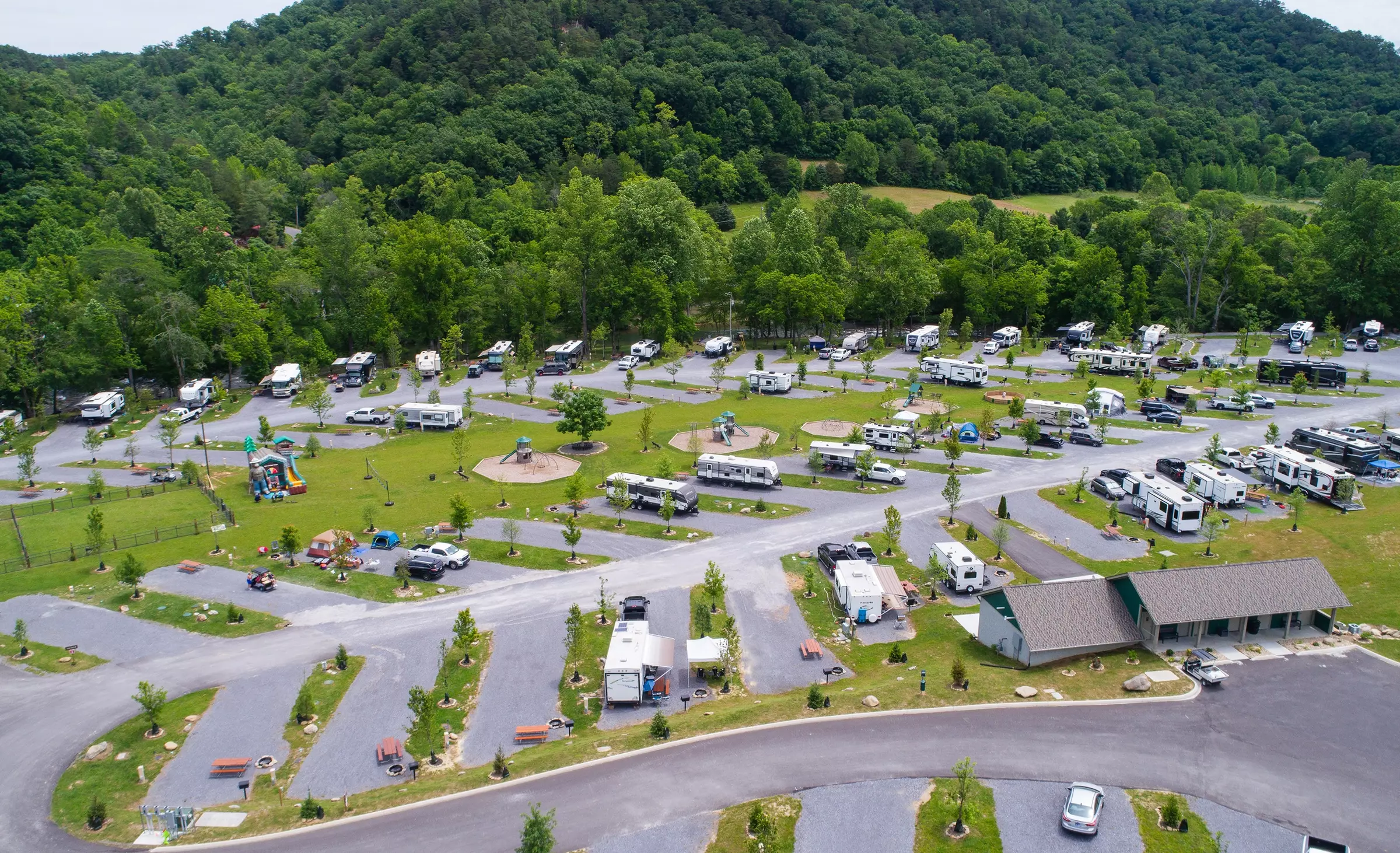 3 Reasons We Have the Best Camping Sites in the Smoky Mountains | Uncle ...